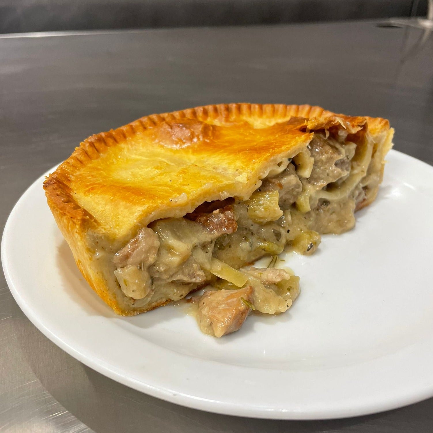 BRAISED PORK, FENNEL + OREGANO PIE – Willy's Pies